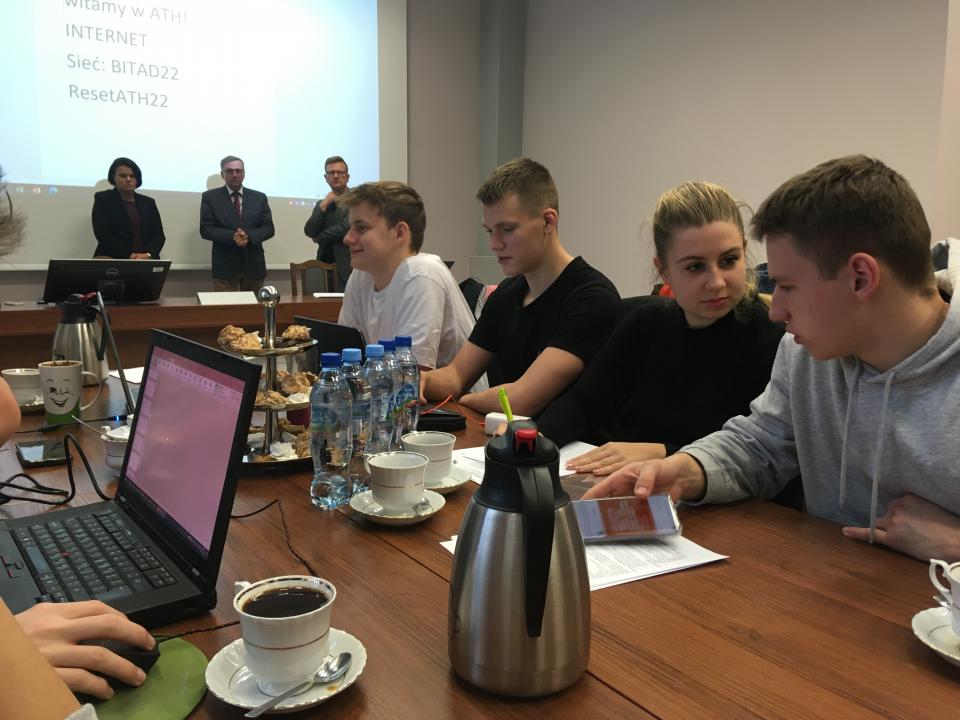 Projekt "Nice" | Zespół Szkół w Bielsku-Białej