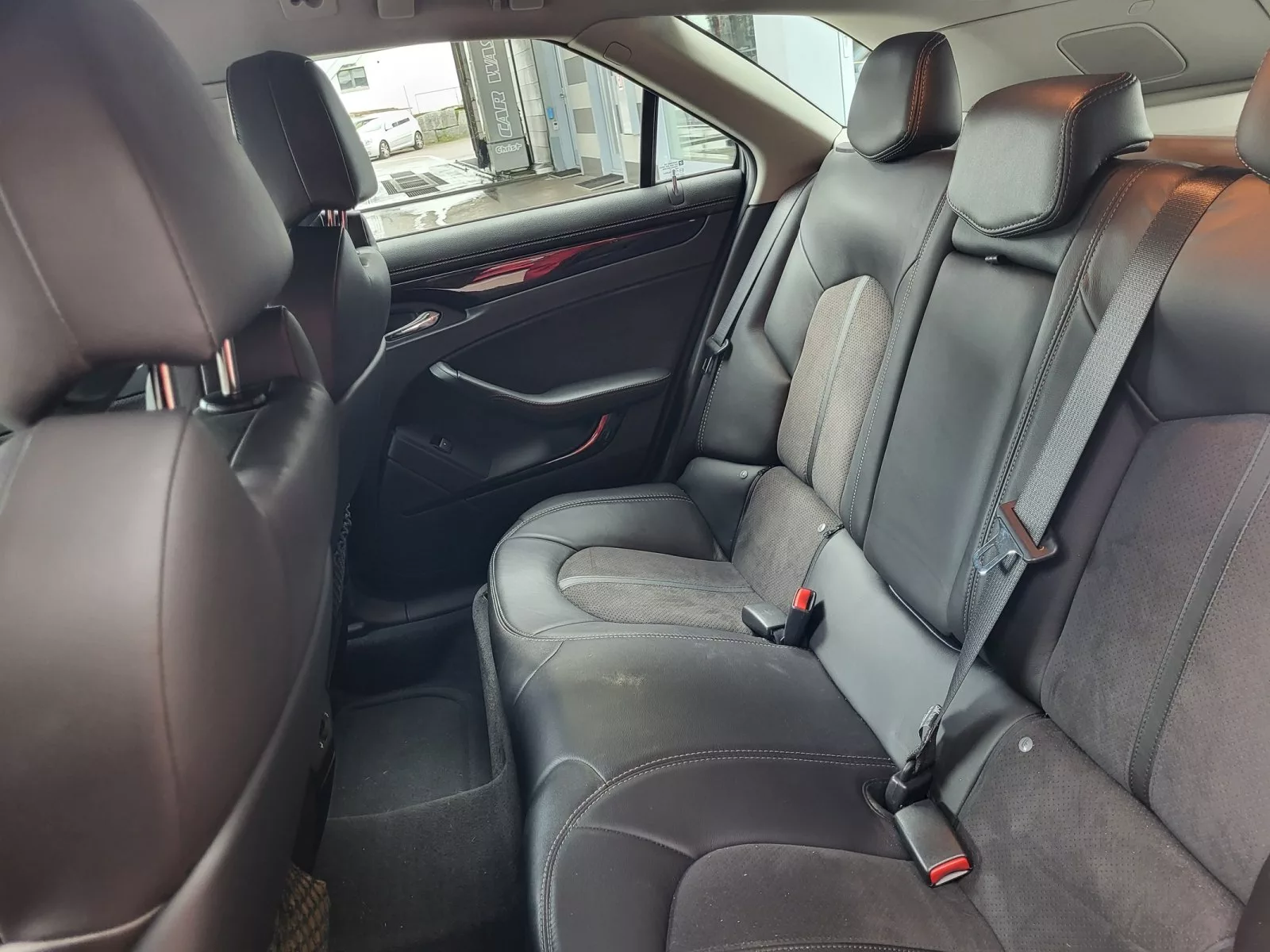 10-letnie super kombi z 564-konnym silnikiem na sprzedaż. Ma 37 tys. km ...