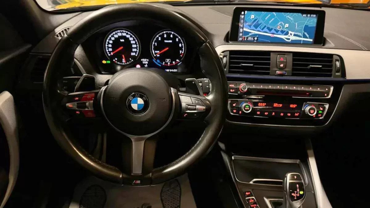 To szalone BMW ma 710 KM i kosztuje tyle co Skoda Superb. Na światłach ...