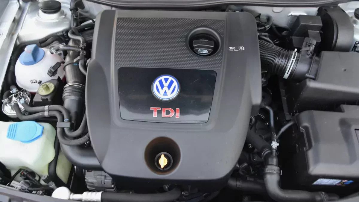 Jedyny taki Volkswagen z silnikiem Diesla. Jest szybki, luksusowy i ...