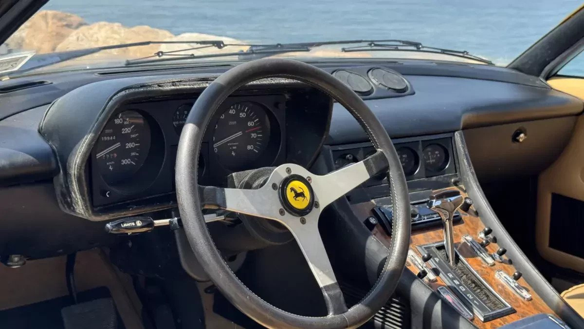 Wyjątkowe Ferrari z 1980 r. za jedyne 87 000 złotych. Pod maską skrywa ...