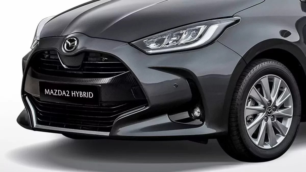 Hybrydowa miejska Mazda z 2022 roku to dziś znakomity wybór. Zachęca ...