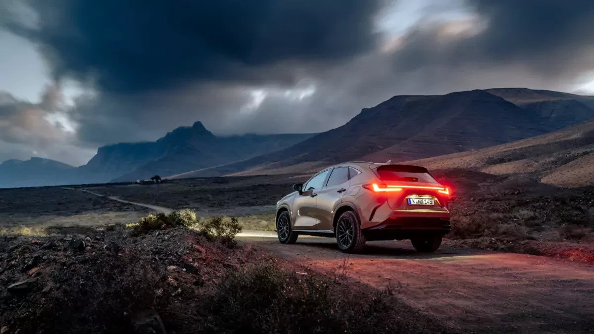 To najlepsza alternatywa dla BMW i Audi. W promocji ostatnie sztuki SUV-a, który nie stoi w ...